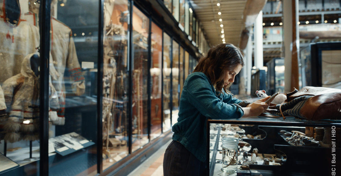 Amber Spyglass and Mulefa Seedpods | Pitt Rivers Museum