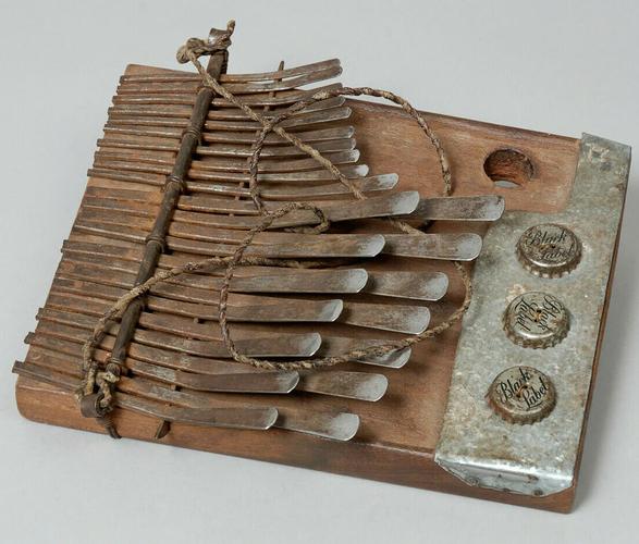 BREATHE! Tones of Resistance | Pitt Rivers Museum