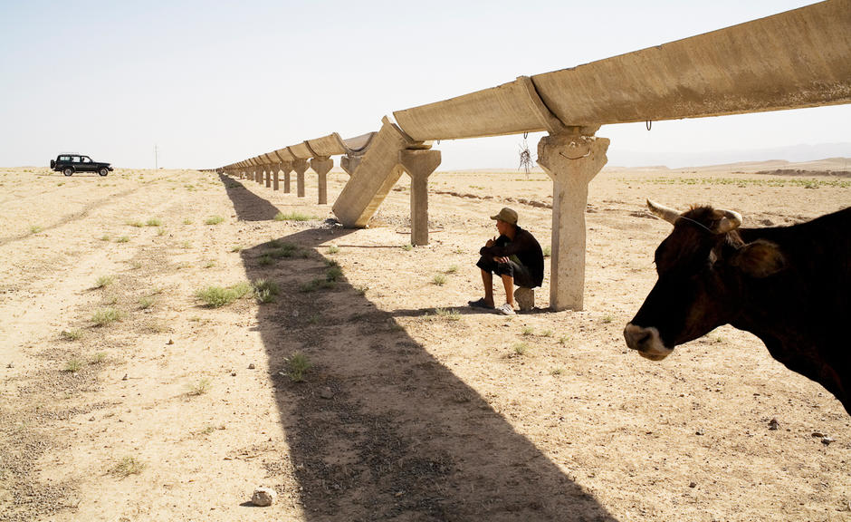 Carolyn Drake: Photographs of Central Asia | Pitt Rivers Museum